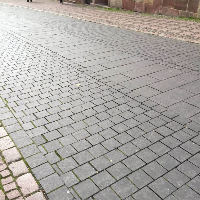 Basalt aus Vietnam | Blockstufen, Pflasterplatten & Pflastersteine - hh ...